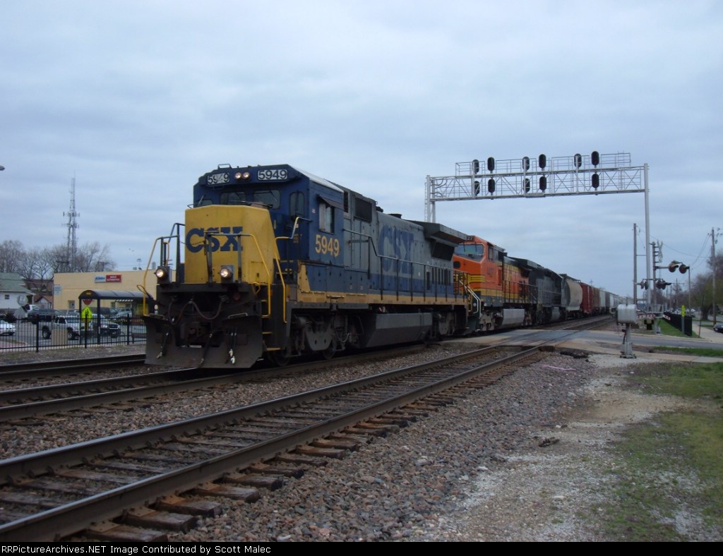 CSX 5949 & BNSF 4427